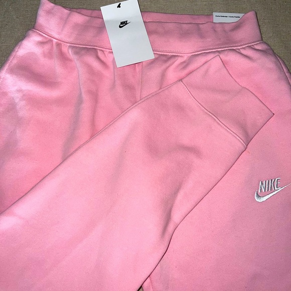 Nike | Bottoms | Girls Pink Nike Sweats Brand New With Tag Still | Poshmark